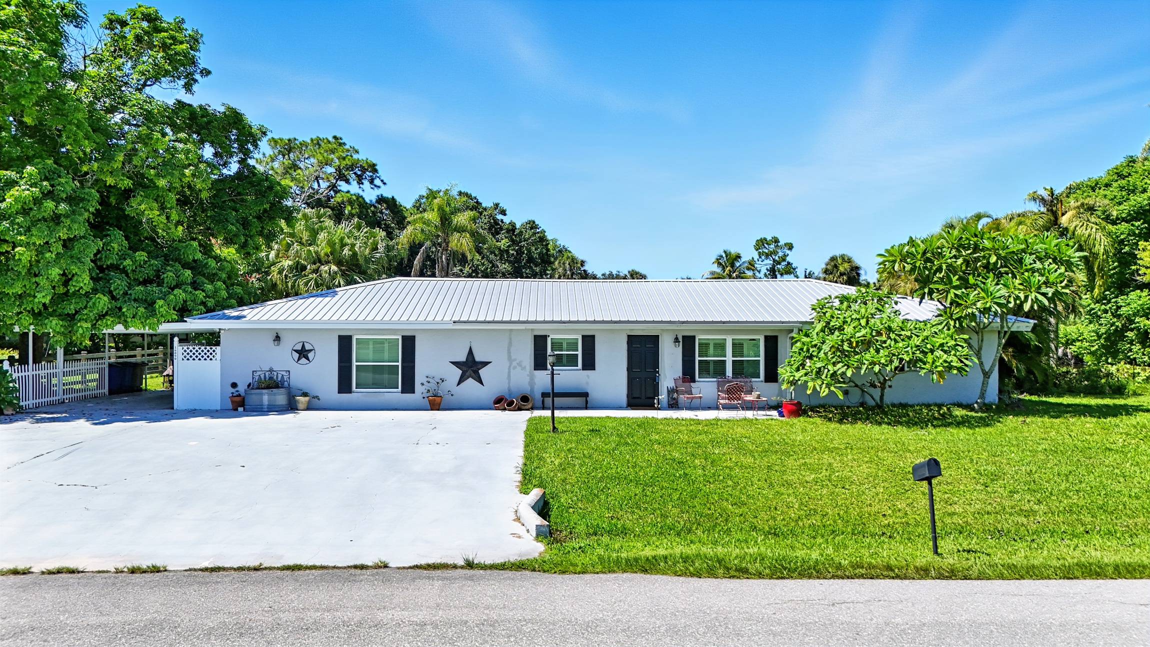 16090 Old Olga Rd, Alva, FL 33920, USA