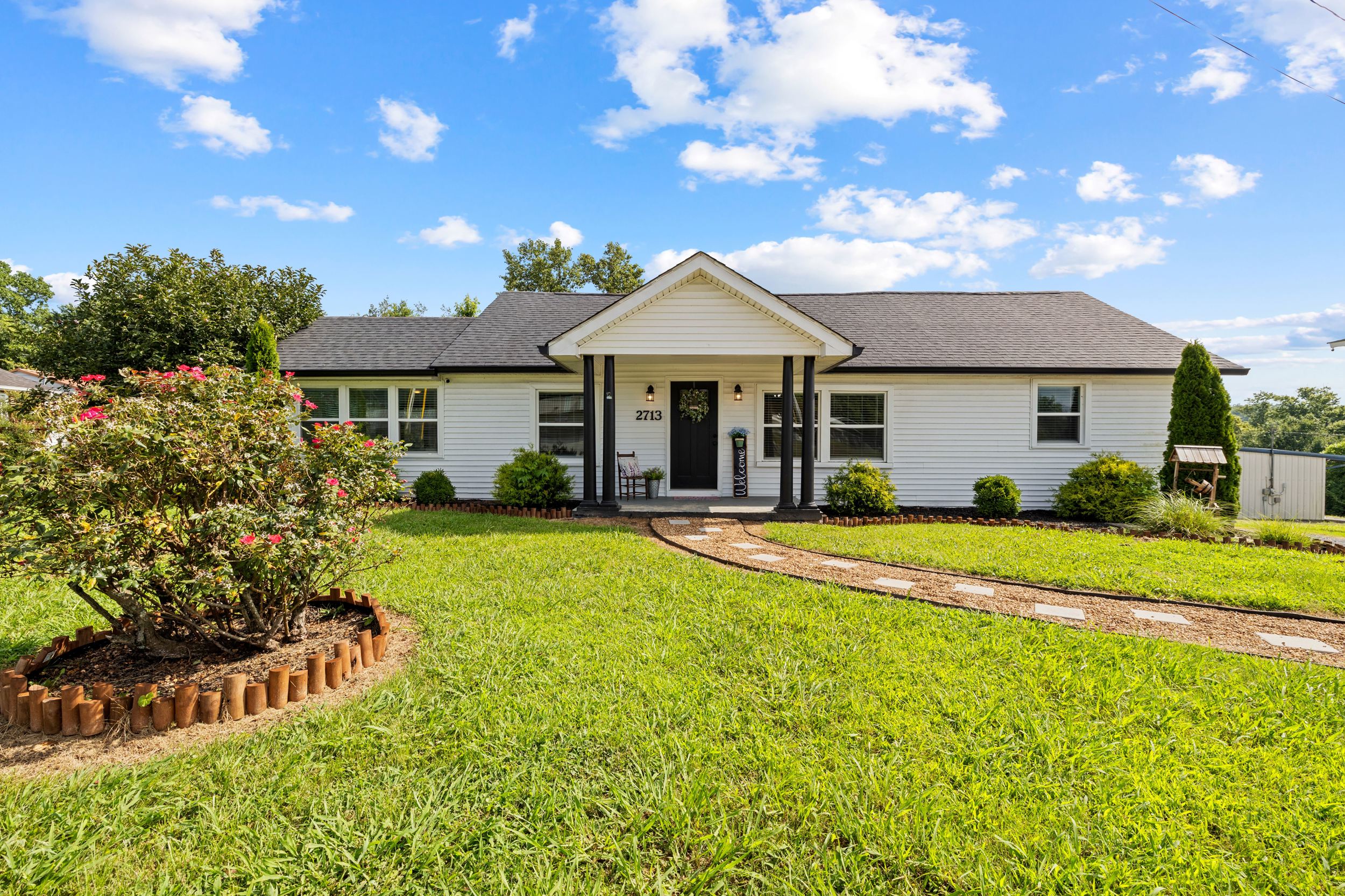 2713 Old Nashville Hwy, McMinnville, TN 37110, USA