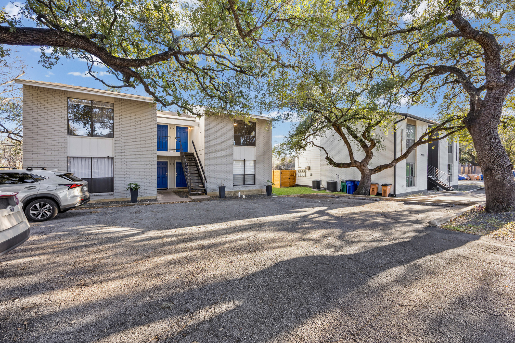 5215 St Georges Green, Austin, TX 78745, USA