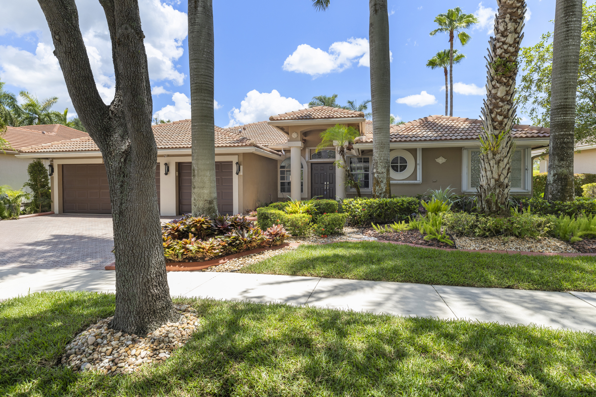 3707 Oak Ridge Cir, Weston, FL 33331, USA