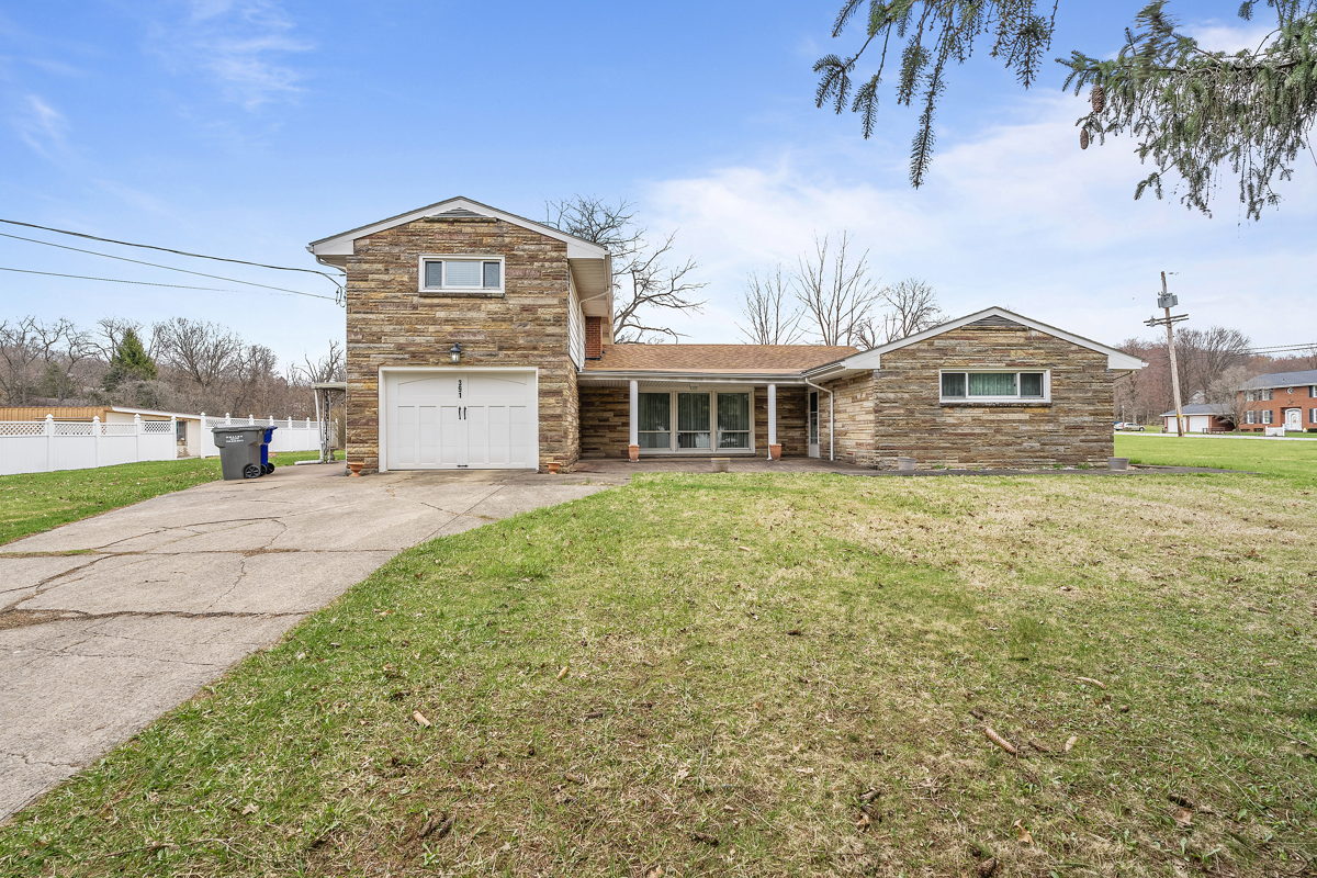 391 Golden Grove Rd, Baden, PA 15005, USA