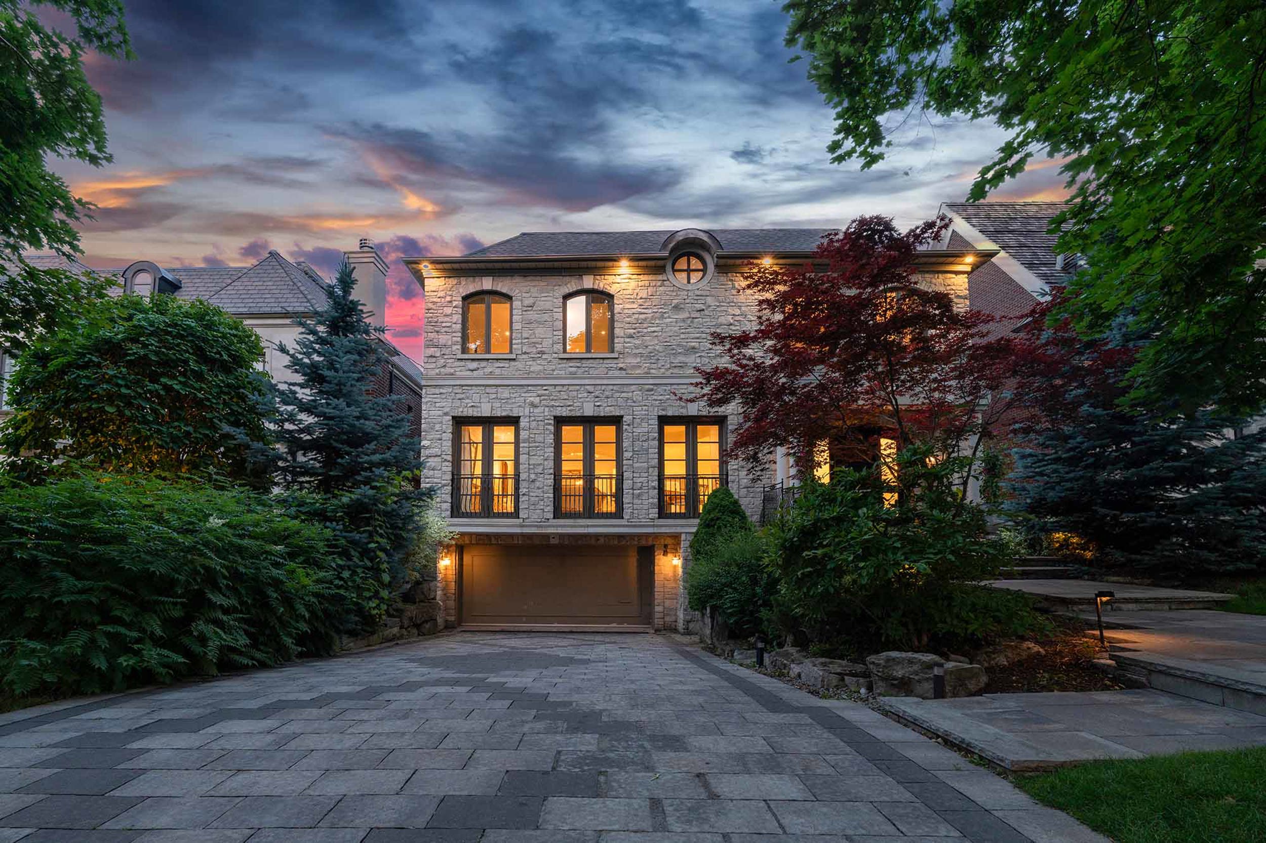 135 Buckingham Ave, North York, ON M4N 1R5, Canada