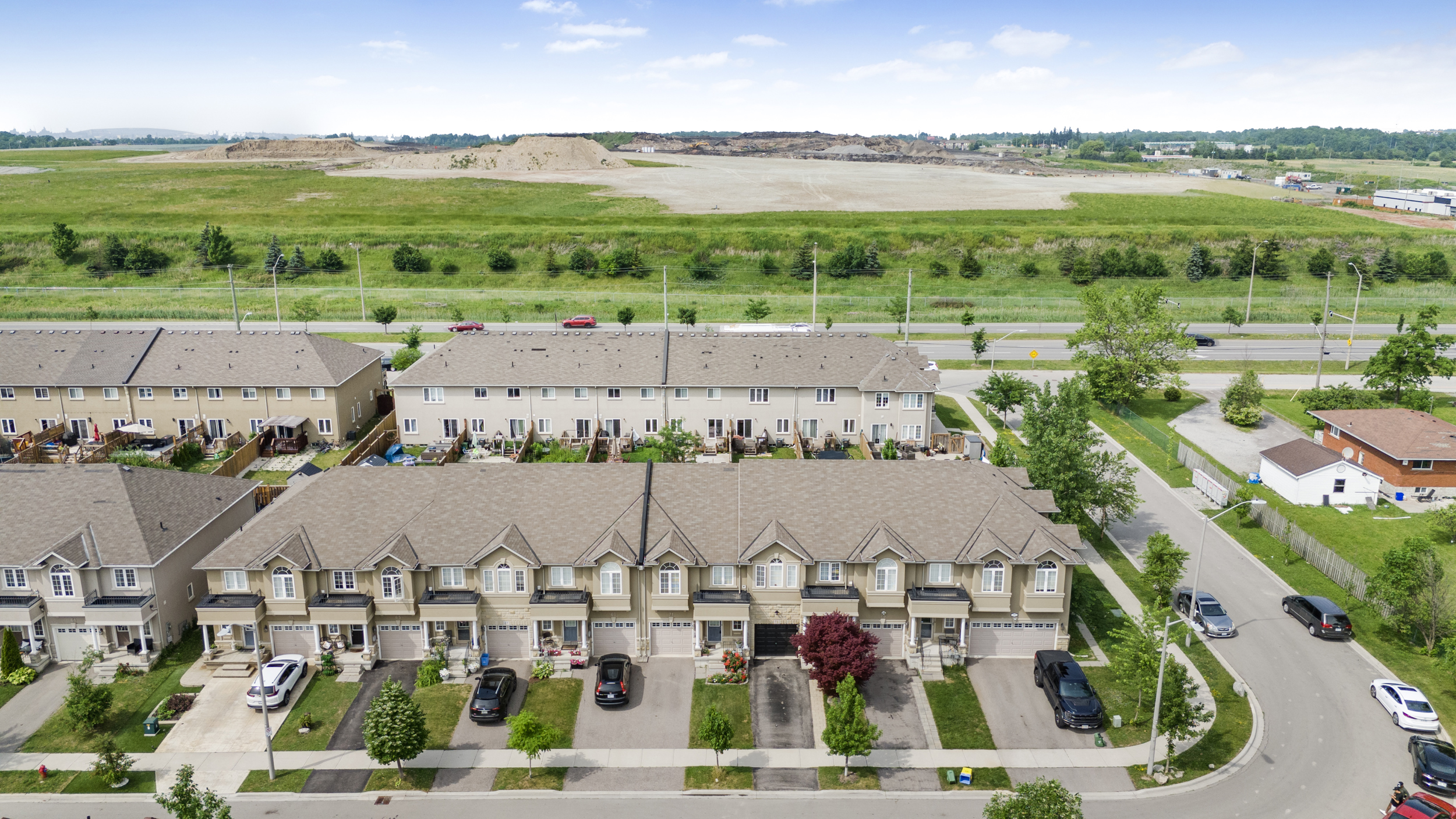 71 Waterbridge St, Hamilton, ON L8J 2V7, Canada