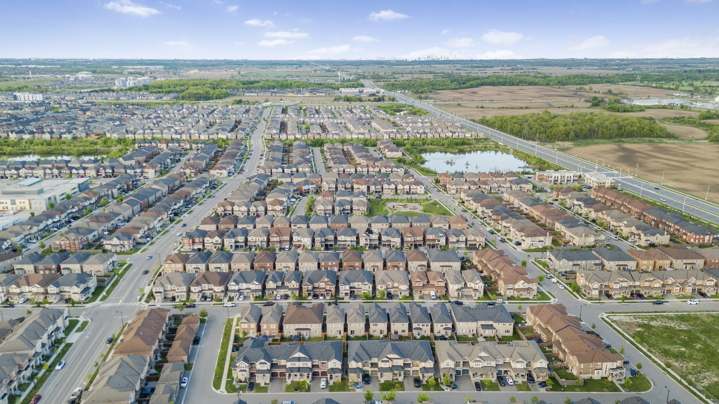 1525 Carr Landing, Milton, ON L9T 7K6, Canada